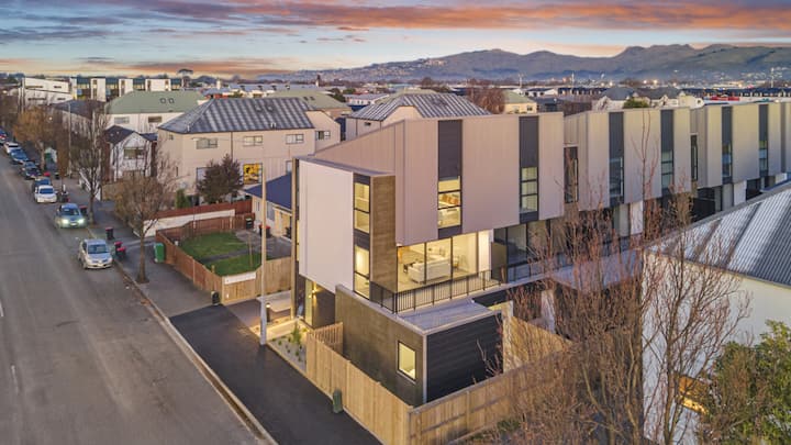 Brand New – Your Base To Explore The Cbd | Unit 5 - Christchurch
