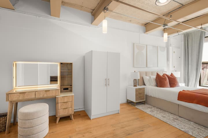 Spacious 3 Bedroom Gem In Trendy Dumbo! - Nueva York