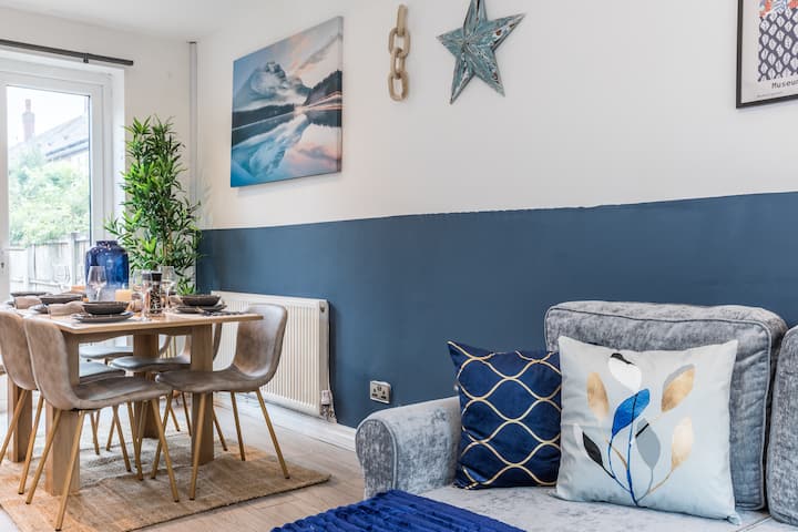 |Airport Lounge| South Mcr| Free Parking| - Knutsford