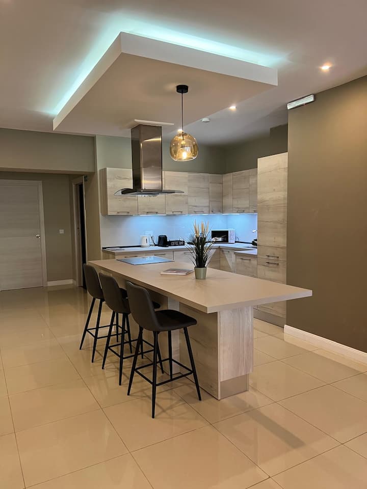 2 Bedroom Salus Holiday Apartment In Victoria Gozo - Malta