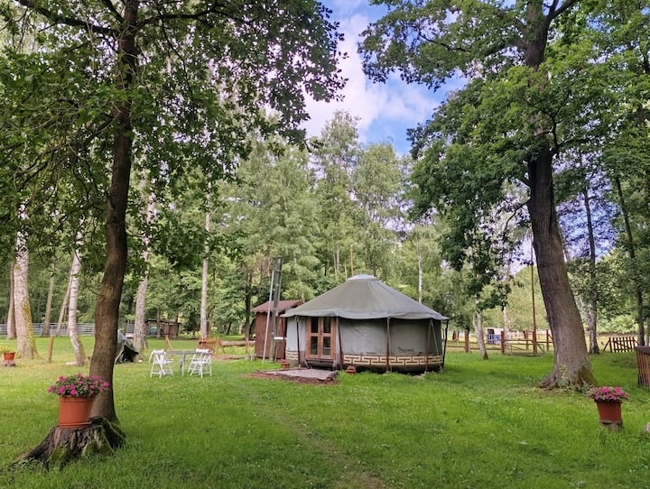 Jurta Na Farmě - Karlovy Vary