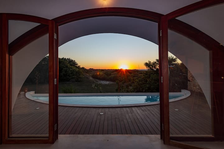 Luxury Beach Villa/ Infinity Pool & 3 Suites - Brasil