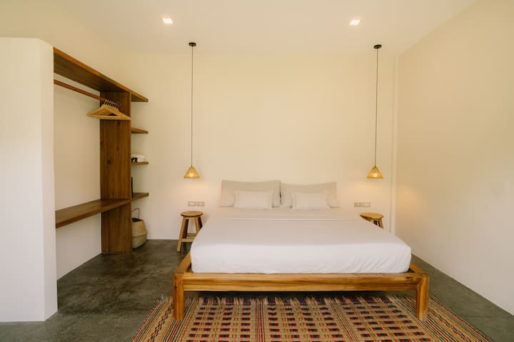 Ananda House, Tropical Villa With Pool + Solar - El Nido