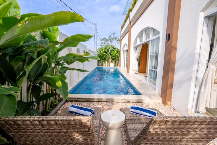 Lux 4 Br, Ami Cemagi Beach Villa With Sea View - Bali