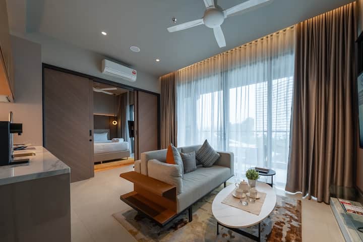 Covered Walkway To Genting | 1r1b Bathtub Antara - Genting Highlands