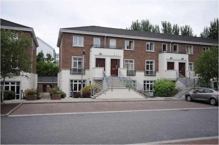 Entire 5 Bedroom In Galway City - Oranmore
