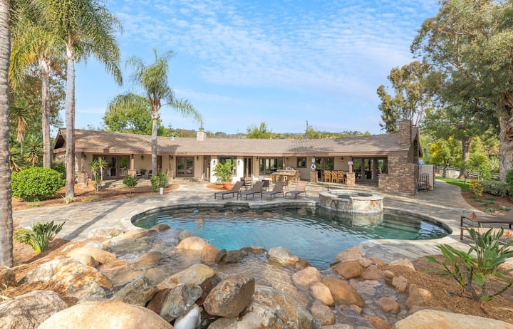Tuscan Views With Country Vibes - Bonsall, CA