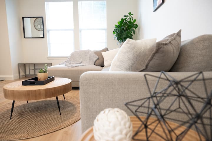 Furnished 4-bedroom Home Natomas - Sacramento, CA