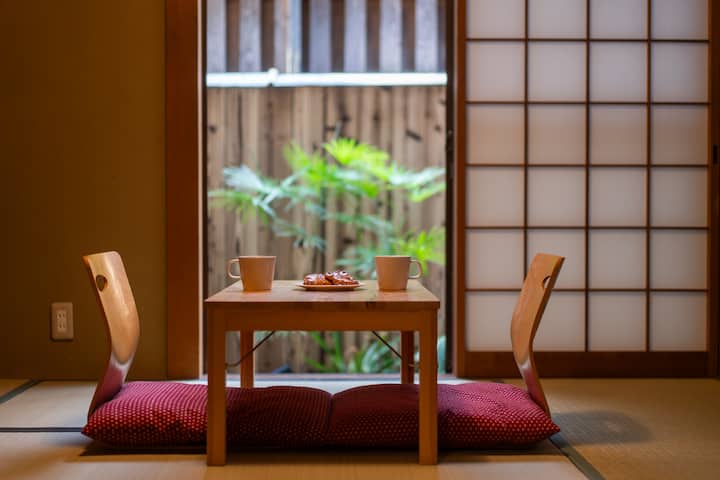 New Open!京都駅から徒歩圏内、梅小路公園そばにある伝統的な畳の寝室と充実の設備 3ldkの宿 - Kyoto