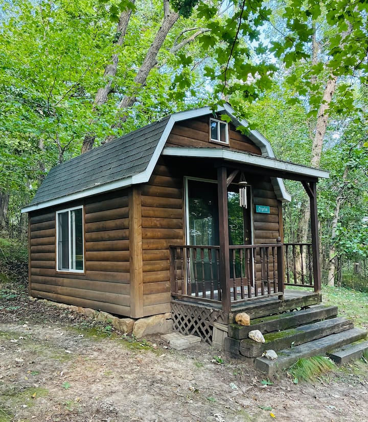 Crystal Cabin – Cozy Driftless Hideaway - Viroqua, WI