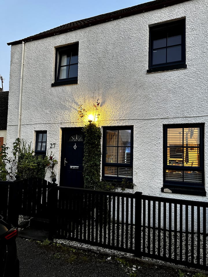 Mid Terrace Cottage In Kyleakin, Isle Of Skye - Skye