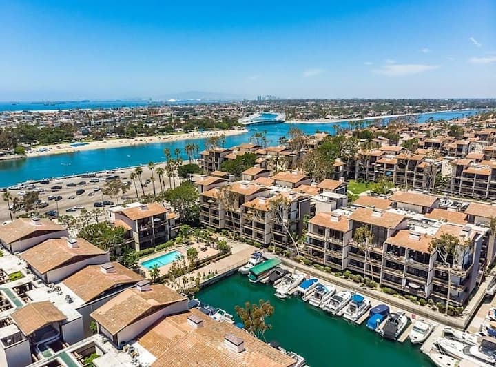 Waterfront Marina Getaway Escape - Cypress, CA