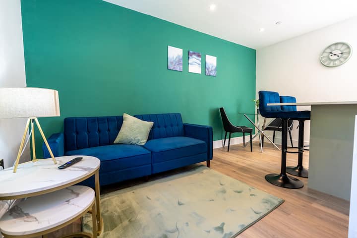 Chester House Apartment- 1br - Newport