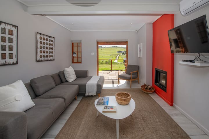 Lauradale Stellenbosch- Aloe 1 Bedroom Suite - Stellenbosch