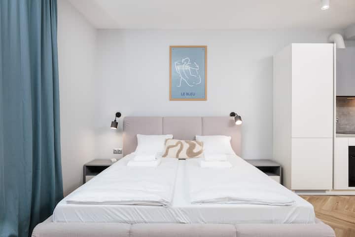 B. Modern Comfort | Langiewicza Apartment - Krakau
