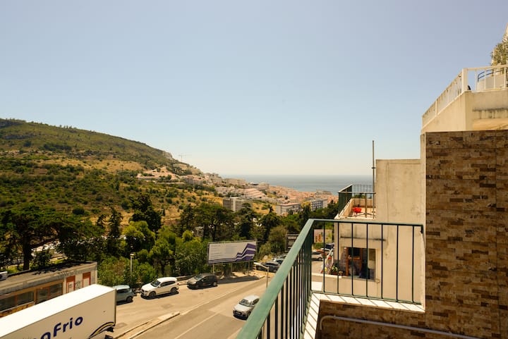 Sesimbra Views | Rent Room Hillside - Sesimbra
