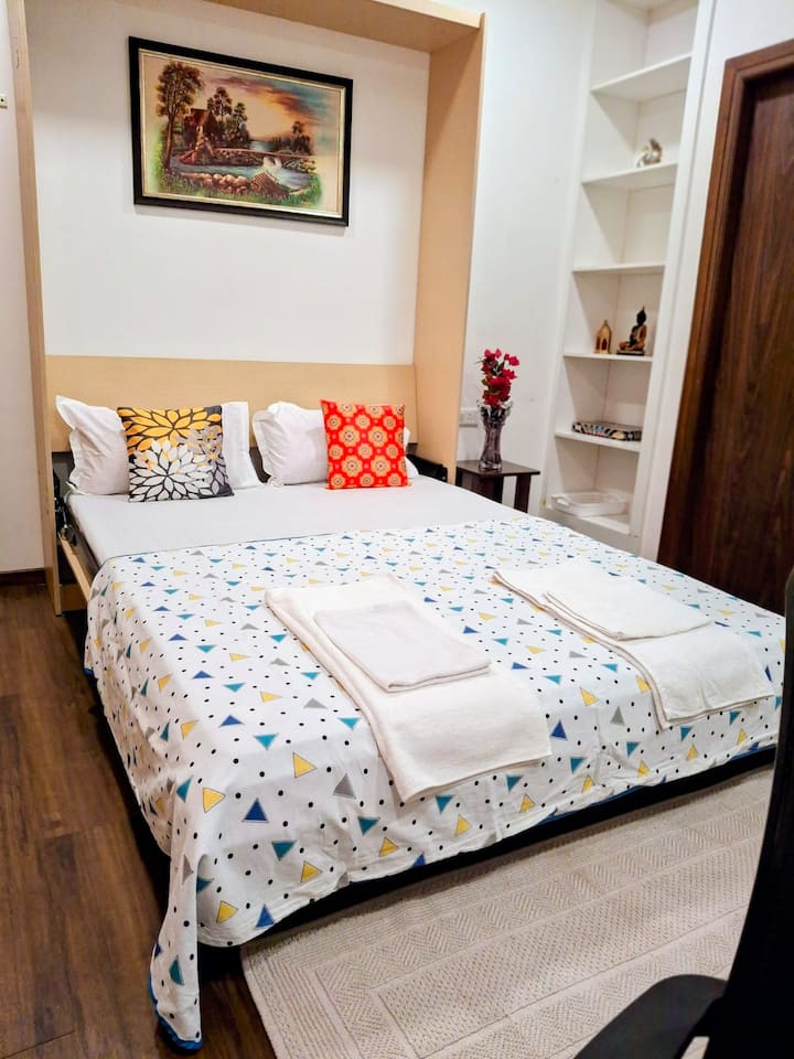 Gorky Luxury Escape - Zirakpur