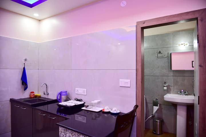Himalayan Nest-karuna - Siliguri