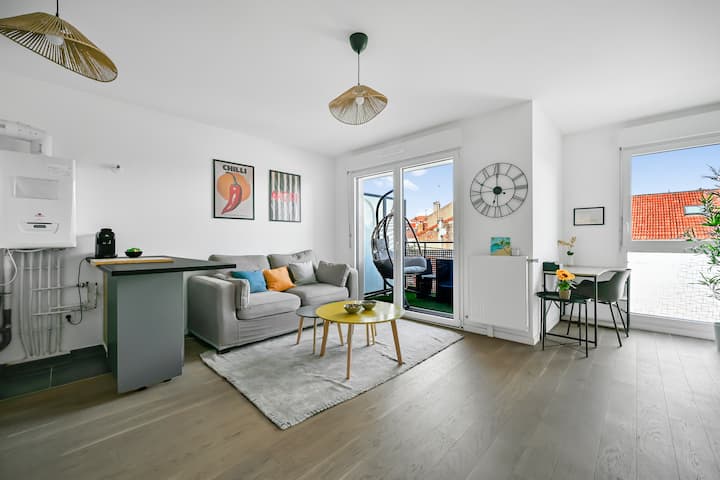 Le 197 - Balcon - Proche Paris & Stade De France - Porte de Paris, Saint-Denis