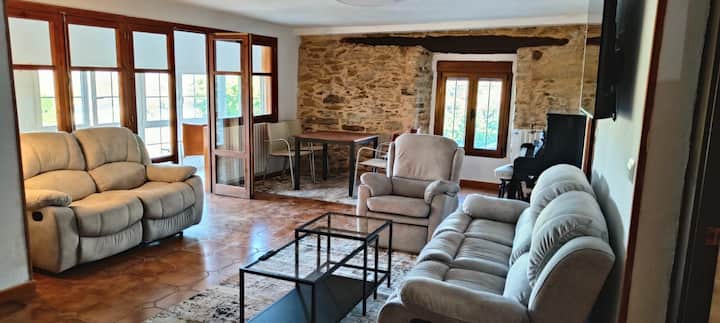 85 Teclas. Apartamento 1 - Puebla de Sanabria