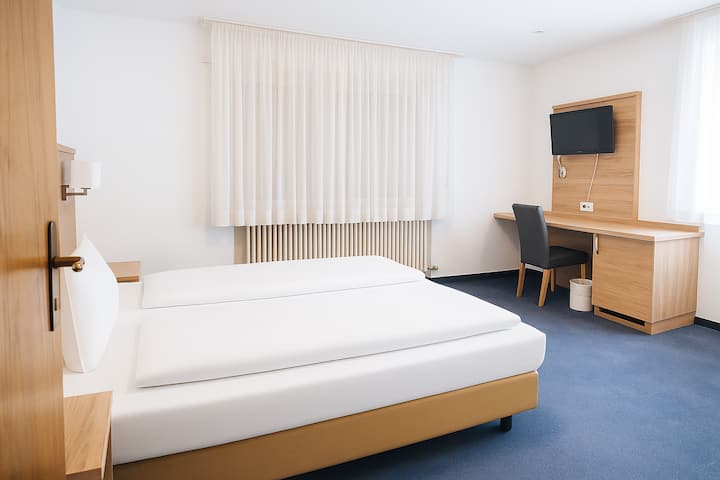 Hotel Room For 2 - Stuttgart