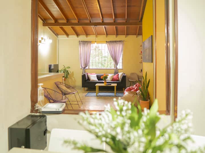 Hospedaje Grupal Cómodo En Velódromo Medellín - Medellín