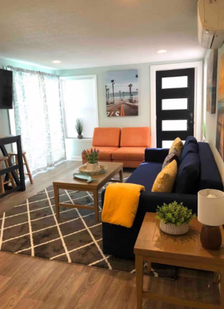 Chic 1br W/  Pool Walk To Ocean - Atlantic Beach, FL