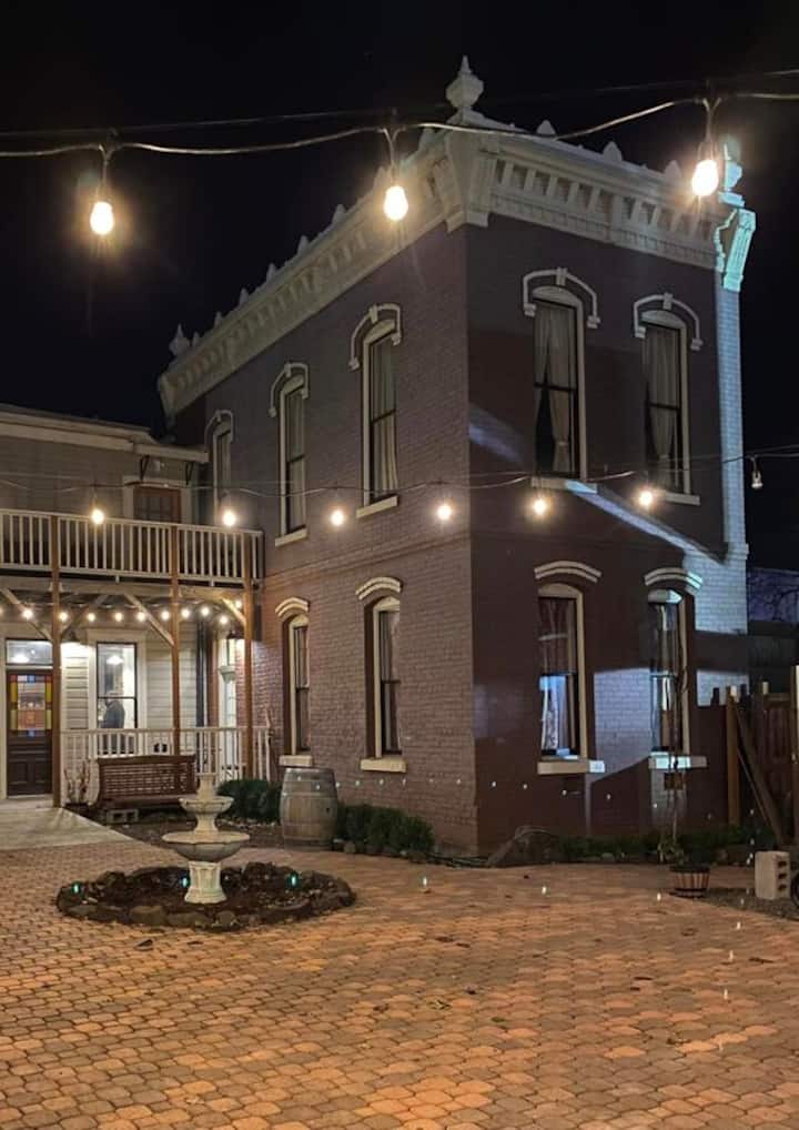 The Bunk House @ Herbring House - The Dalles, OR