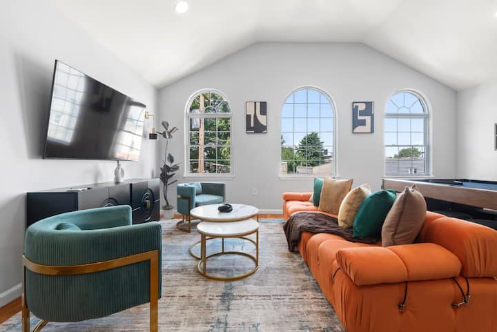 Modern 3br | Close To Manhattan & Path - Jersey City, NJ