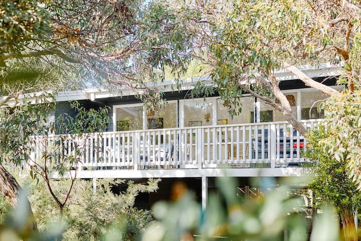 Wander To The Beach In Minutes! - Fairhaven