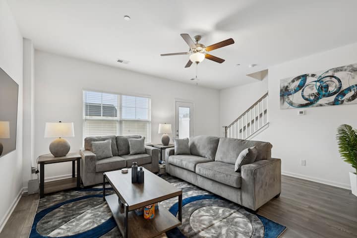 Luxury Comfortable 3br Home! - Splash Pad, Spring Hill