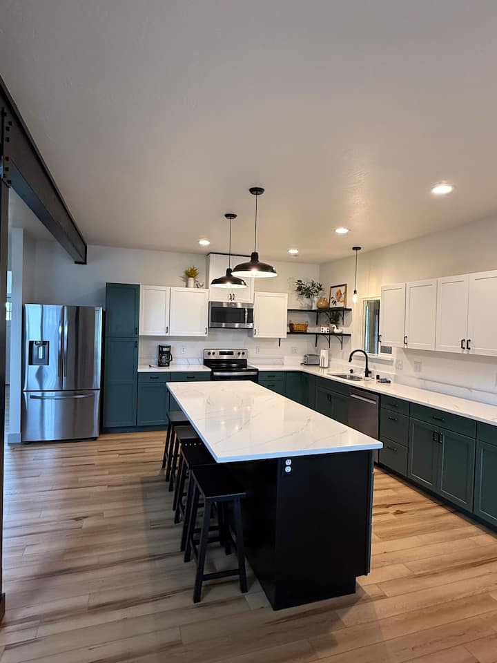 View Point House - Palmer, AK