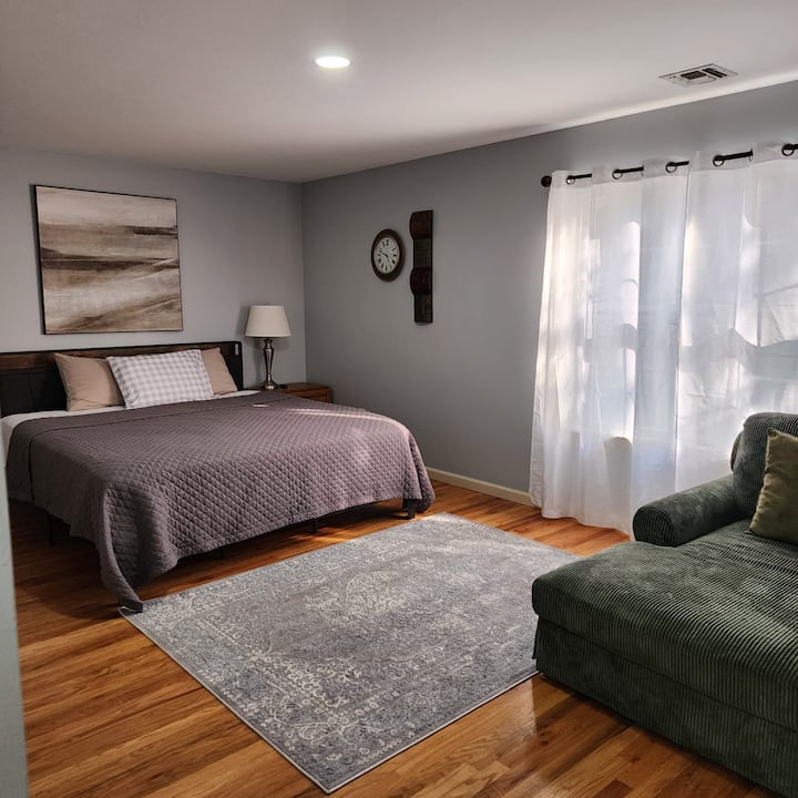 3br Family Oasis | Near Nyc, Ewr & Prudential - Newark, NJ