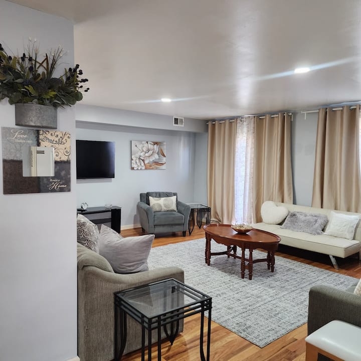 Modern 3br Victorian Retreat | Near Nyc & Ewr - New York Newark Liberty Airport (EWR)