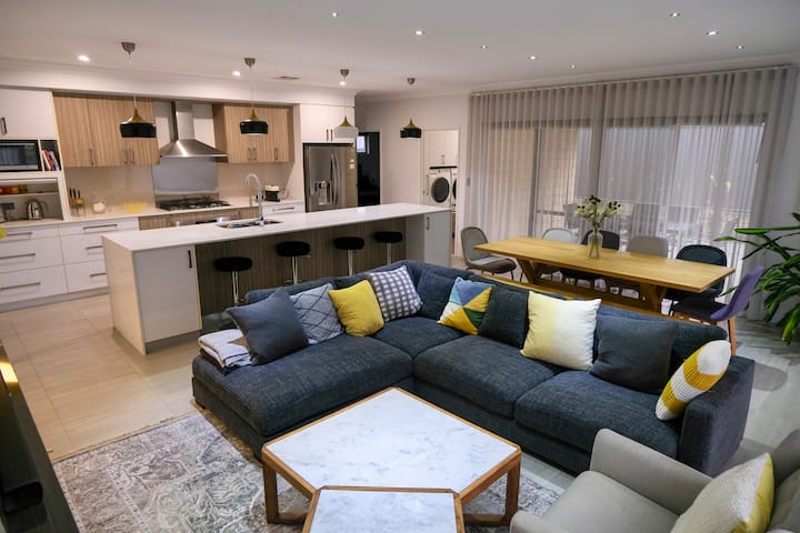 Home Away From Home - Silvershot - Perth