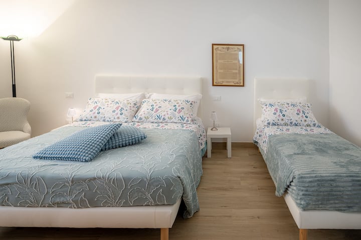 Detached And Center Villa / 2 Bedroom-2 Bathroom - Ravenne