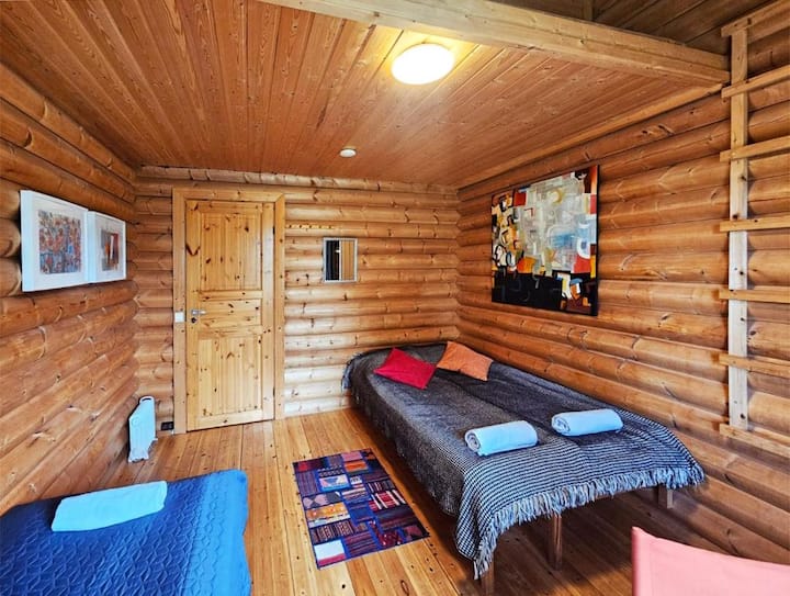 Room For Three In A Wooden House - Inari