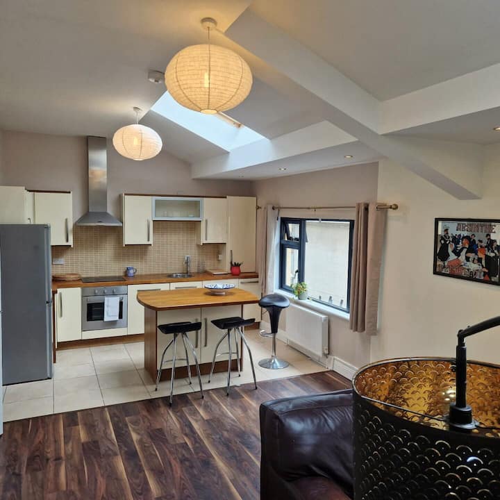Modern City Centre Apartment - Kilkenny