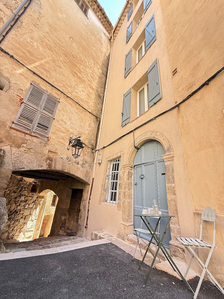 Dorpshuis Fantastisch Uitzicht - Draguignan
