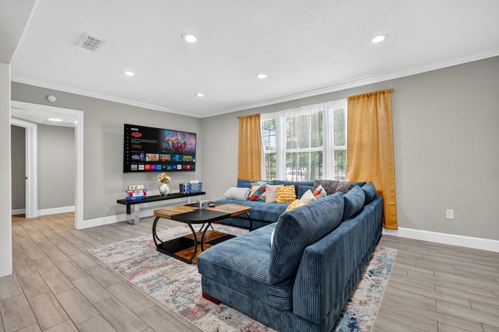 Duval Den |3br & Backyard|15 Mins To Downtown Jax. - Jacksonville, FL