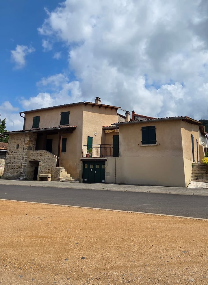 Maison Familiale Au Cœur Du Puy-de-dôme - Lezoux