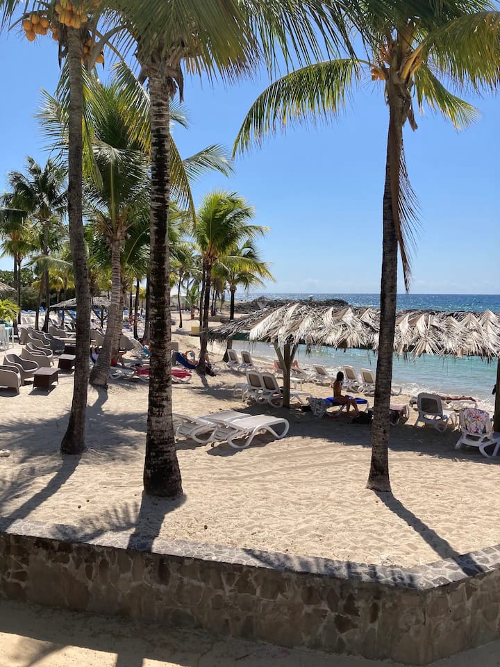 Secret Home Avec Piscine, Proche Plage - Saint-François