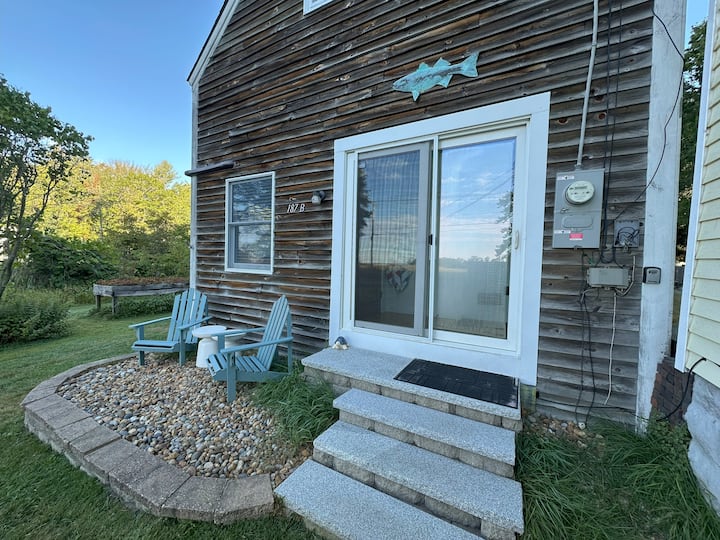 Intimate Ocean View Cottage Near Parsons Beach - Kennebunk, ME