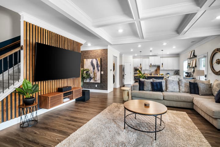 Family Fun House W/game Room - Lawrenceville, GA