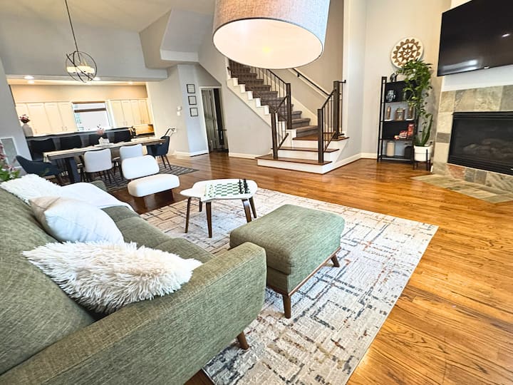 ‼️Townhome 1 Block From Washington Ave - Bellaire, TX