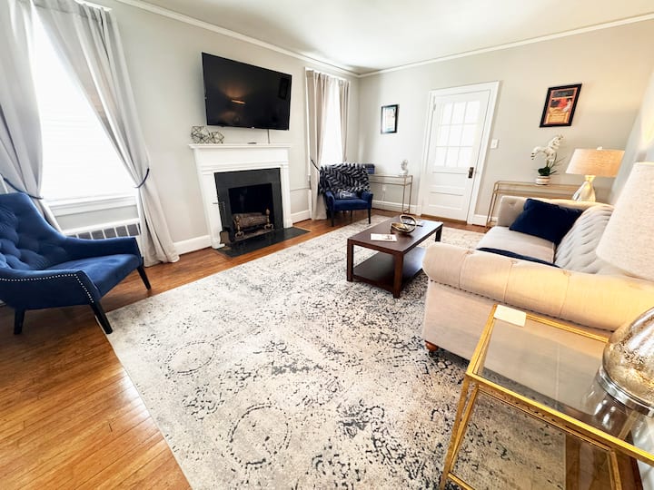 Central Haven, 7 Mins From Casino, 2bd/1bt Apt - Danville, VA