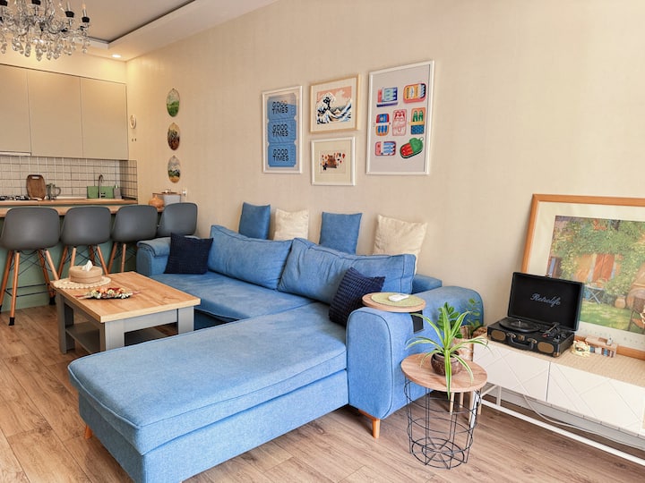 Premium Apt W/ps5 — Near Old City And Fountain Sqr - Baku