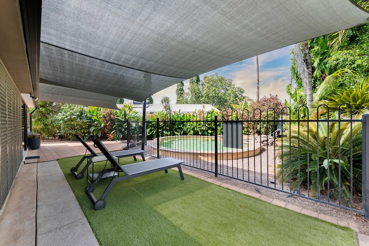 Zen In Nature: Pool ~ Spa ~ Outdoor Bbq Setting - Darwin