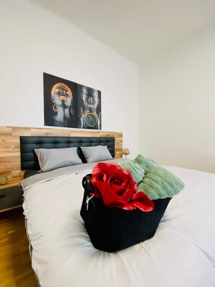 Bright 2br Retreat | Steps From Westbahnhof - Vienne