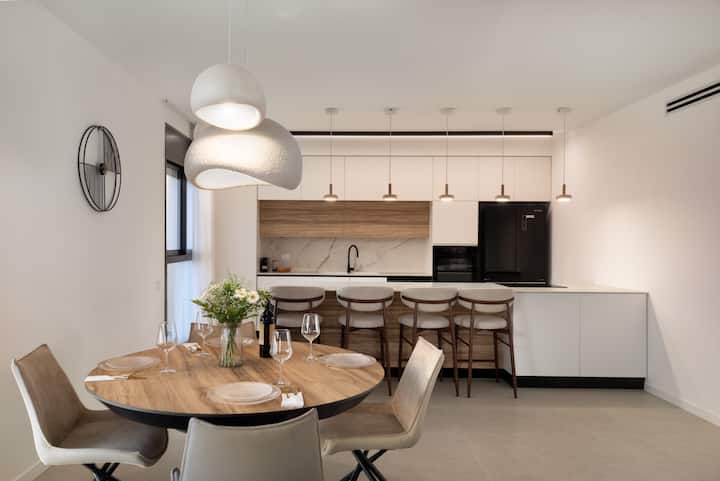 סוויטת שירה על הים - Israël